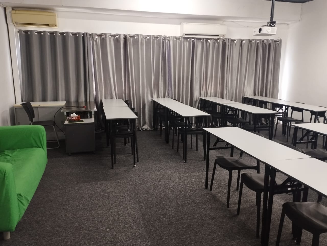 Bilik Seminar Puchong - Bilik Seminar Pilihan 2026